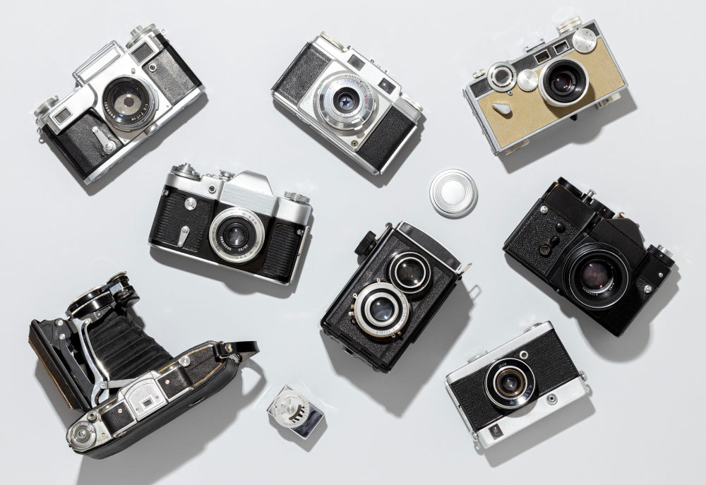 The Timeline of Evolution of the Camera from the 1600s to 21st Century ...
